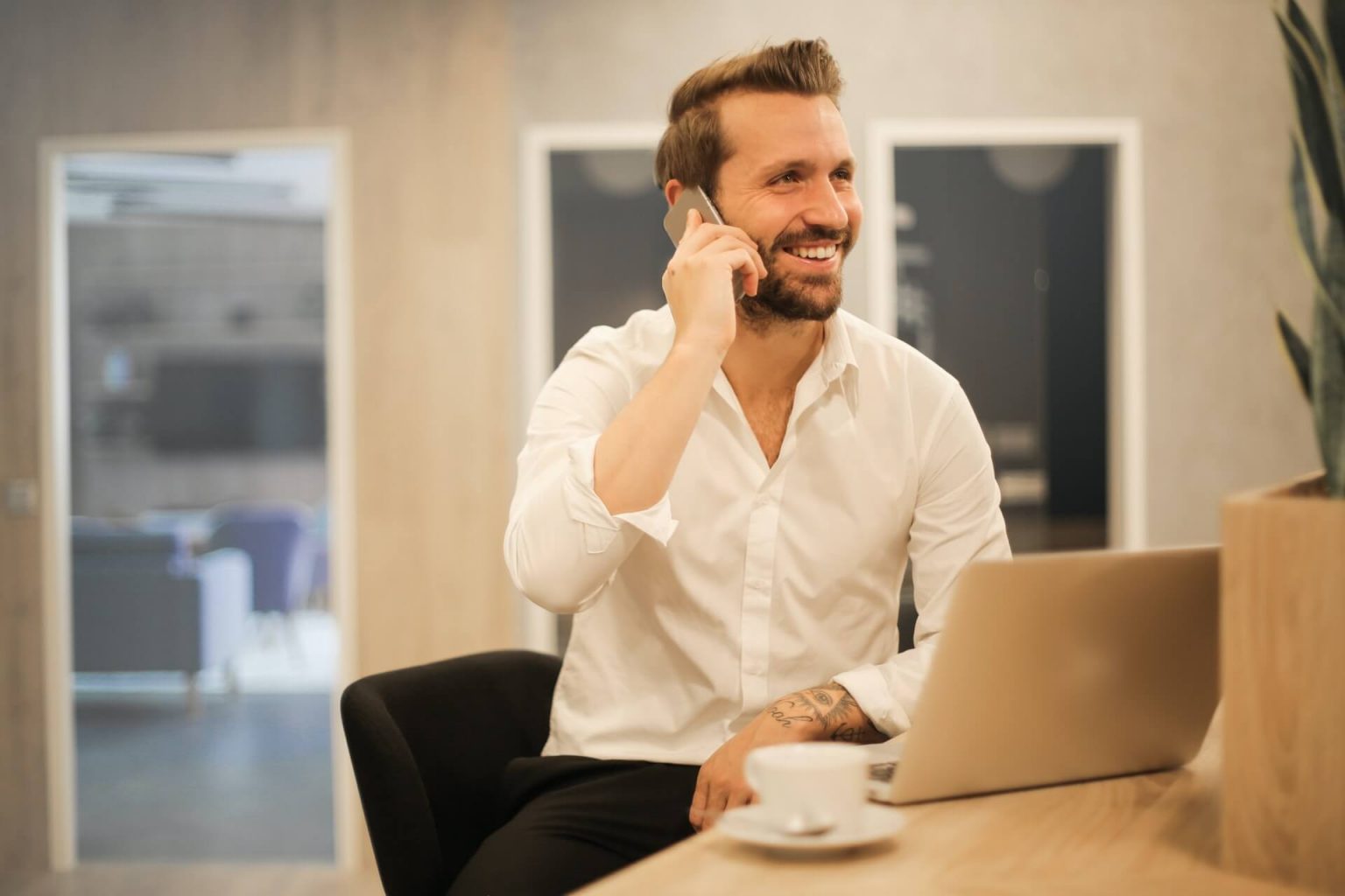 C-suite Differences: CEO vs CFO vs COO vs CIO | BAU C-suite Differences: CEO vs CFO vs COO vs CIO | BAU